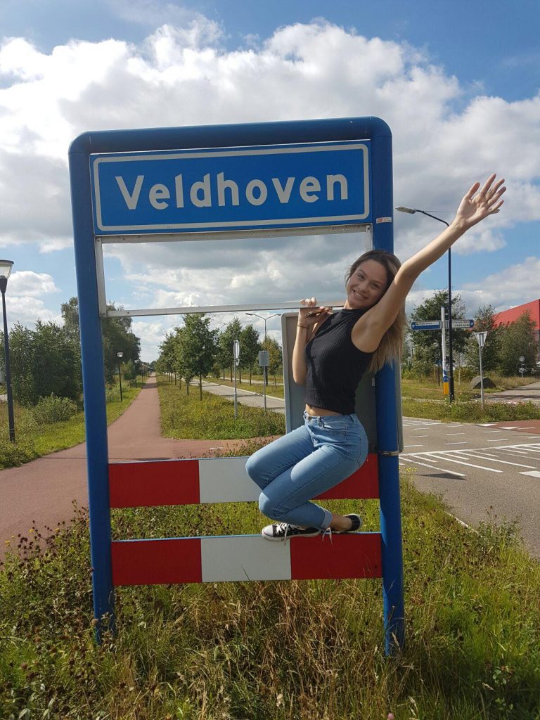 Dit is de knappe Vriendin van Renze Klamer | Spelersvrouw